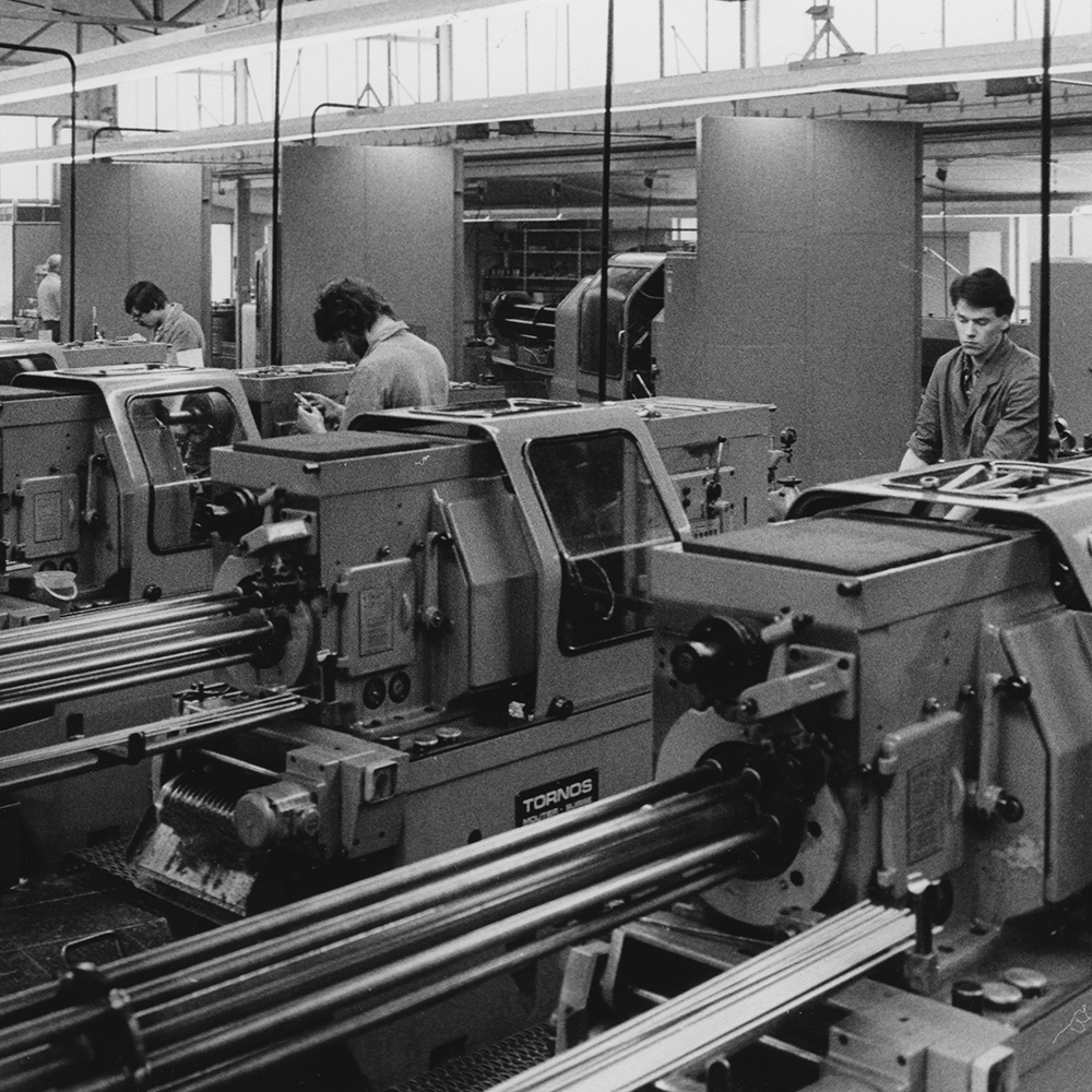 GRW: Worldwide Leading Expert for Customized Ball Bearings - GRW